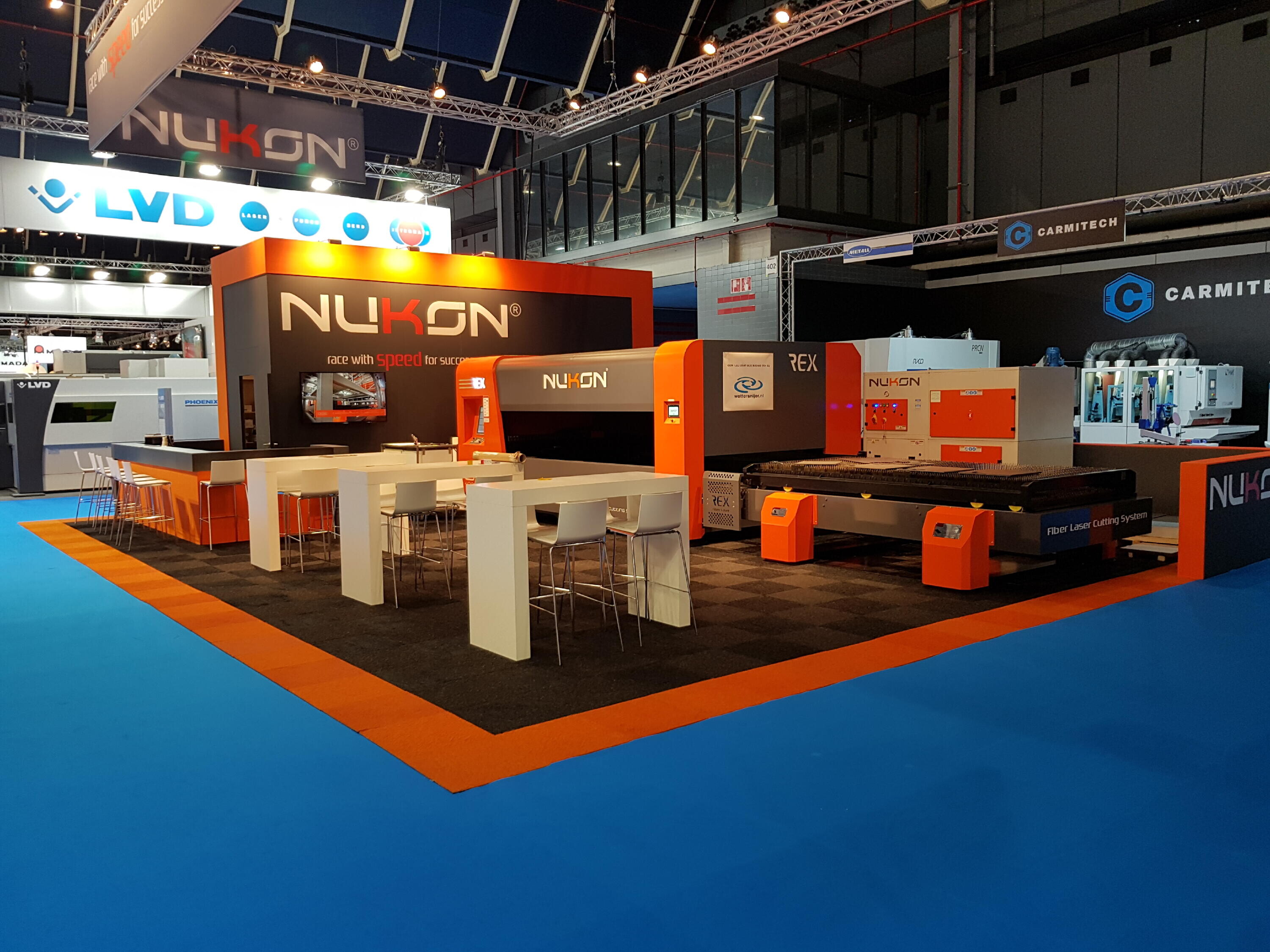 Wie zijn wij, Nukon fiber Laser fabrikant van metaal bewerkingsmachines.